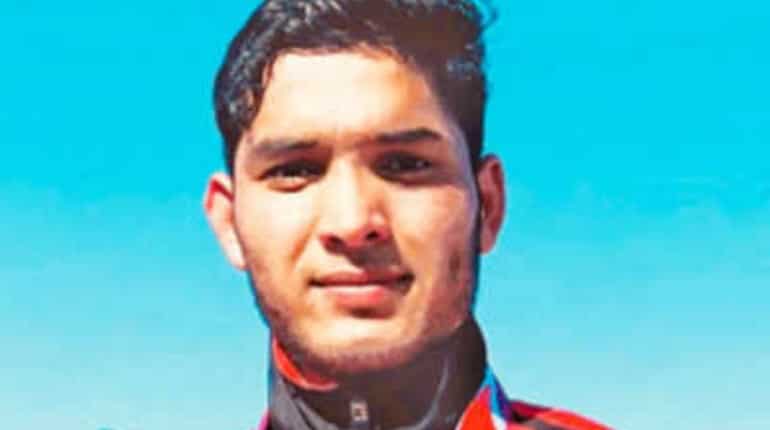 India's Suraj Panwar wins silver in men's 5000m race walk at Youth Olympics - Sports News